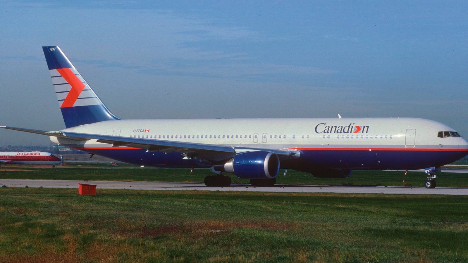 What Are Air Canada's Oldest Active Aircraft?