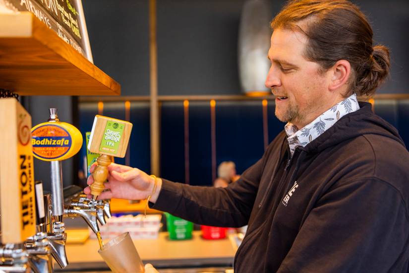 Raising The Bar: Alaska Airlines Ferries Hops To Breweries Across The US
