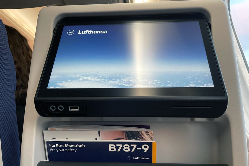 Flight Review: Lufthansa's Inaugural Boeing 787-9 Flight