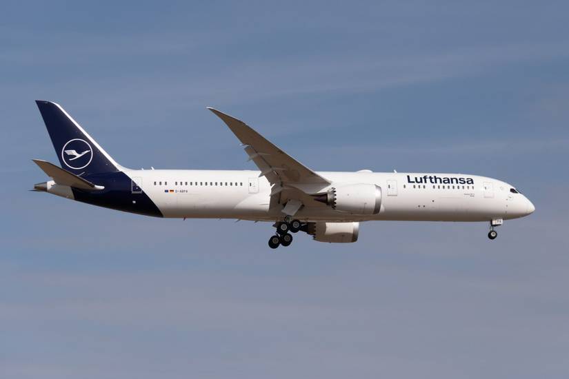 American Airlines Takes Delivery Of Its 50th Boeing 787 Dreamliner