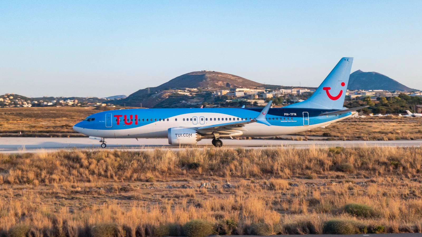 Former TUI Flight Attendant Wins $7.5k In Age Related Unfair Dismissal Case