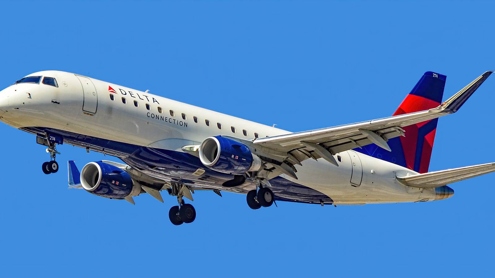 Flight Review: Delta Connection Embraer E175 To Seattle