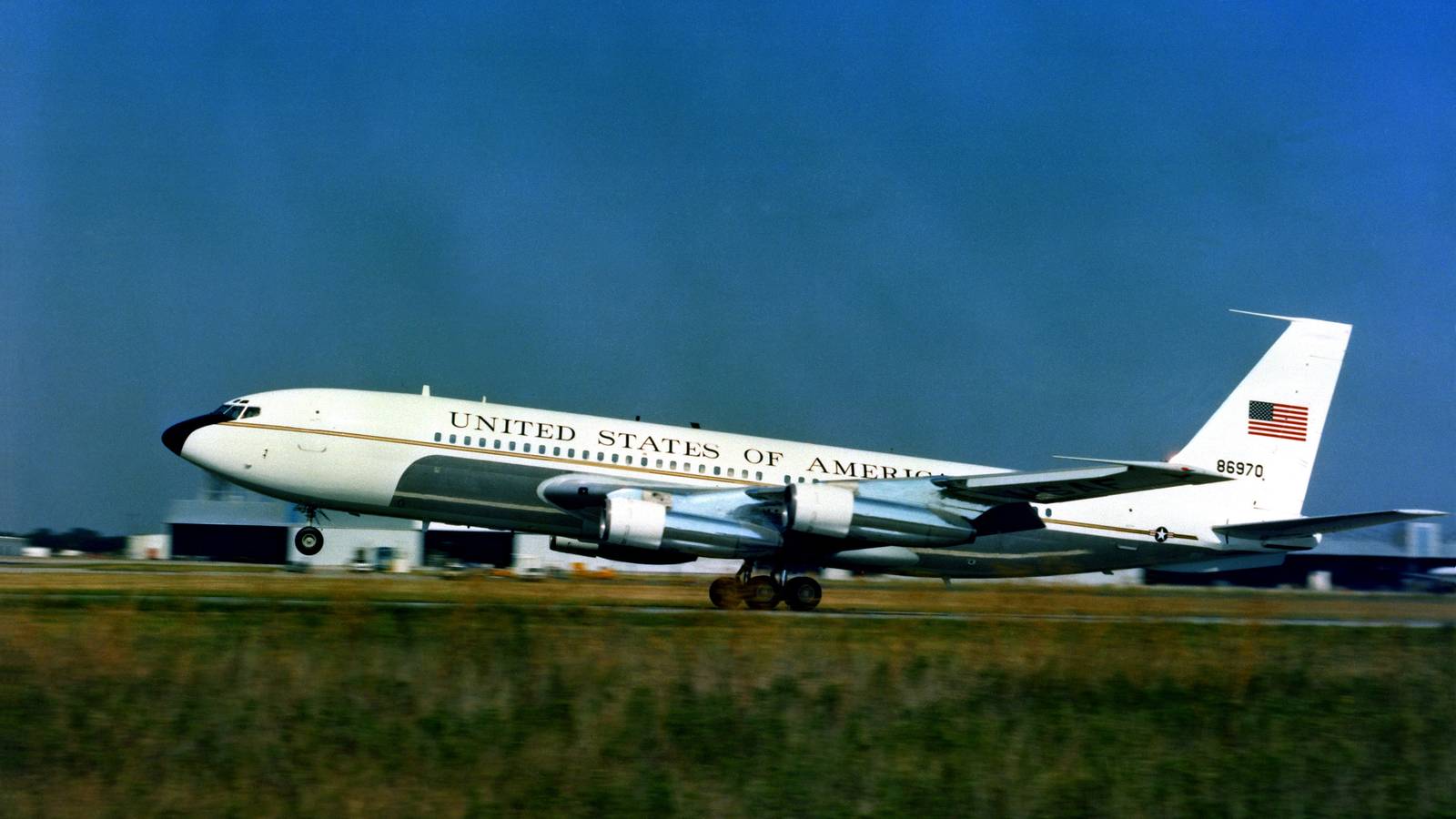 C-137 Stratoliner: The VIP Transport Jet Developed From The Boeing 707