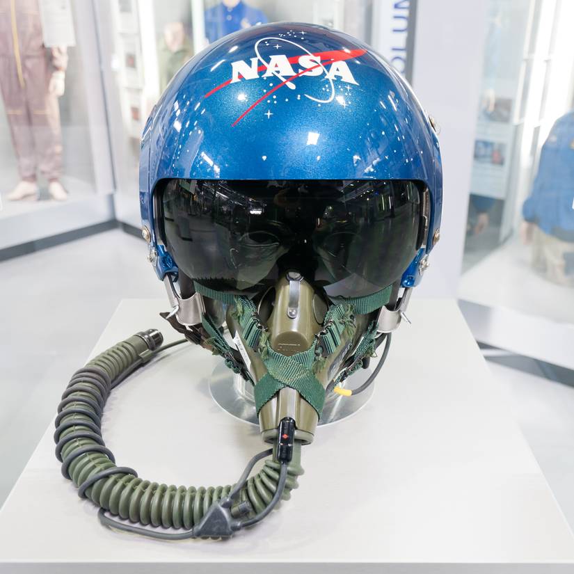 How Have Pilots' Hats Evolved Over The Years?