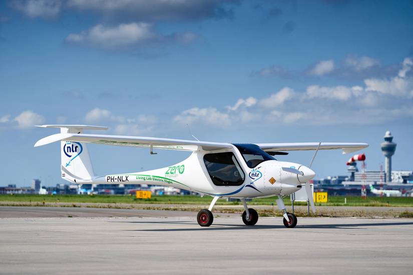 The Power Chain Efficiency Of An Electric Aircraft