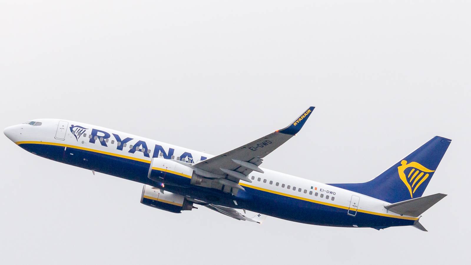 Counterpoints: Five Reasons To Avoid Ryanair