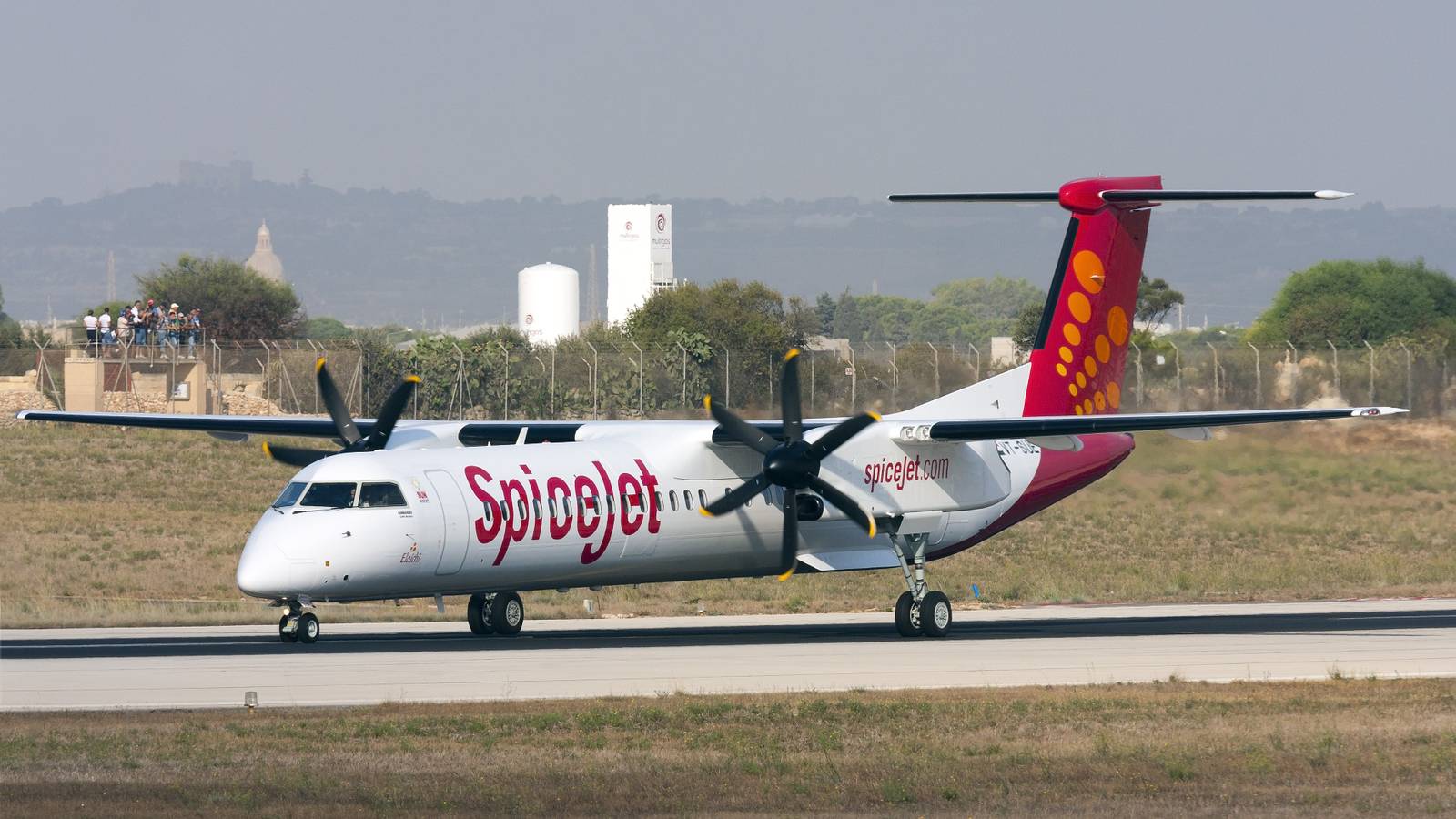 Passengers Frustrated As SpiceJet Cancels Jaipur Flight 4 Hours After ...