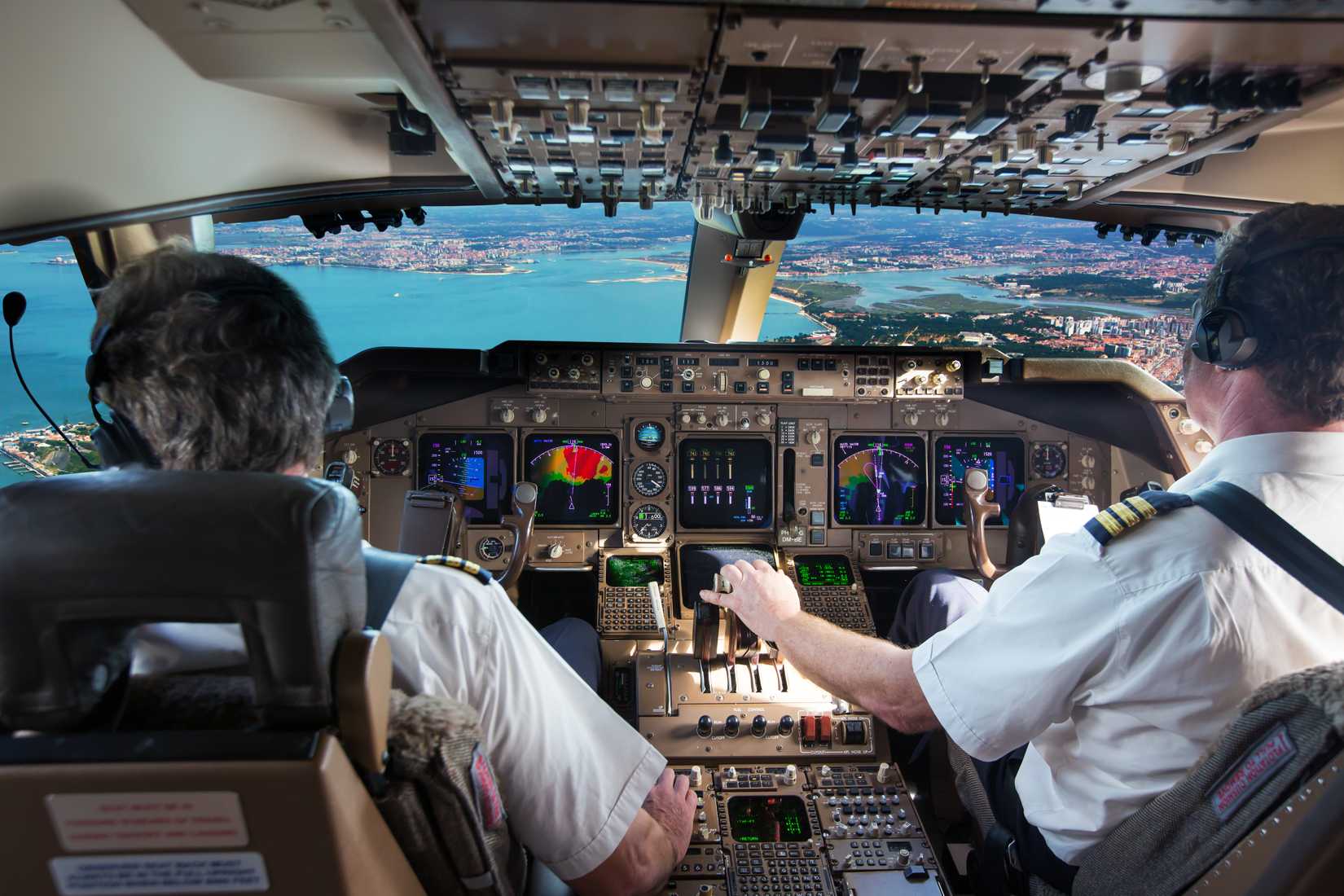 Do Pilots Need A College Degree?