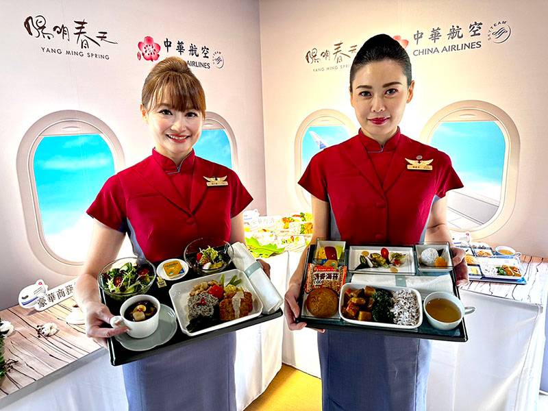 What Do Cabin Crew Eat During A Flight?