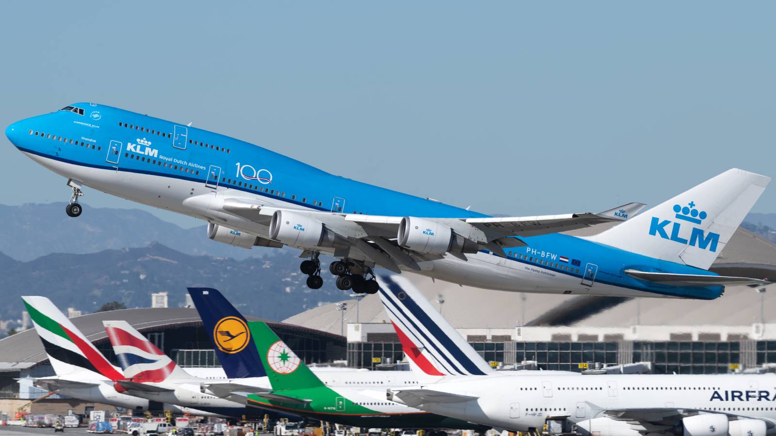 How JADC Is Forecasting World Air-Passenger Traffic For The Next 20 Years