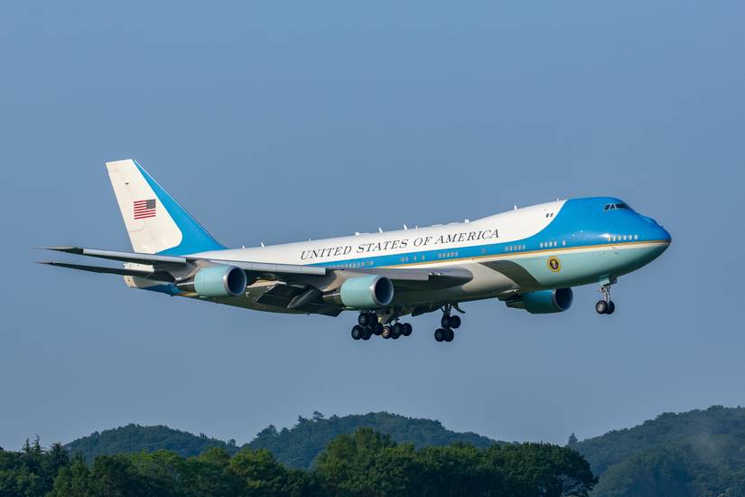 F-16 Escorts Plane That Violates Airspace Closed For Presidential Visit