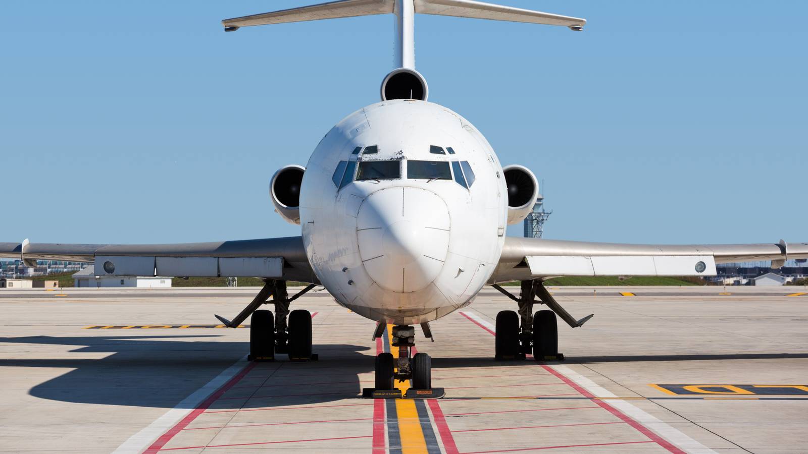 Spot The Difference - Boeing 727 Vs Hawker Siddeley Trident