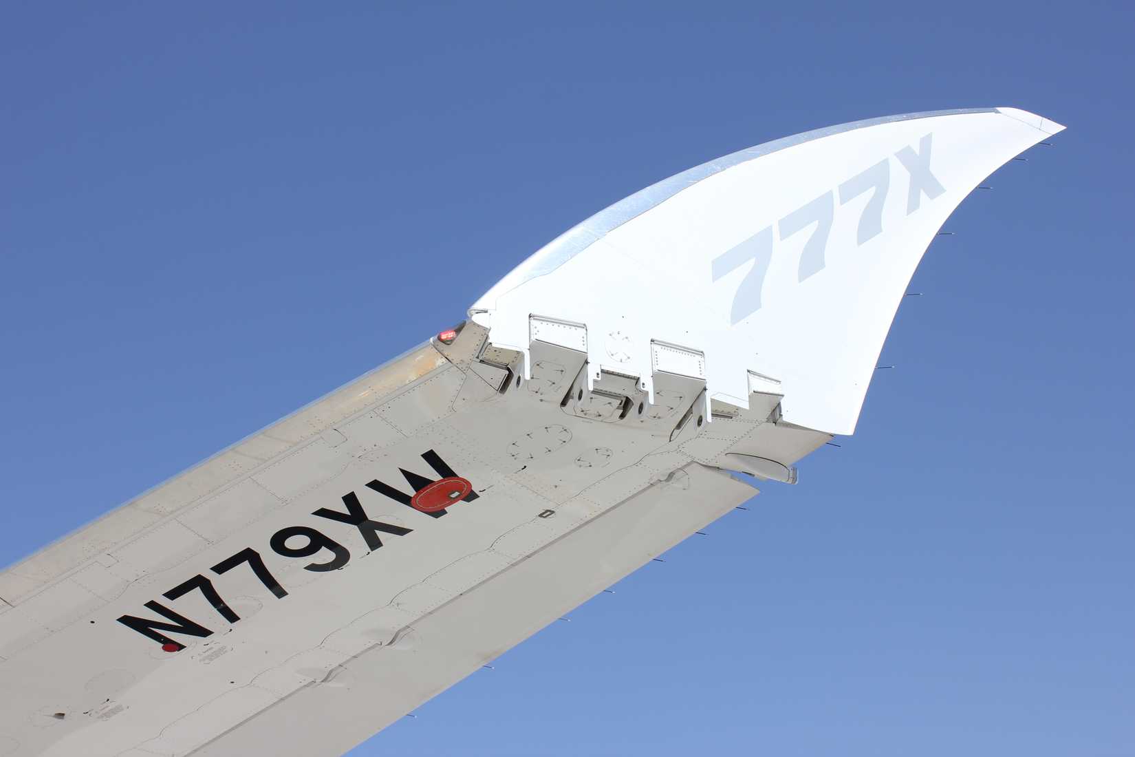 What’s The Point Of The Folding Wingtips On The Boeing 777X?