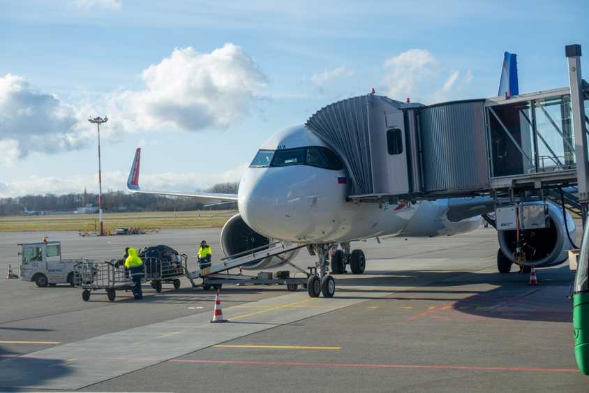 History: How Airport Jet Bridges Have Evolved Over The Years