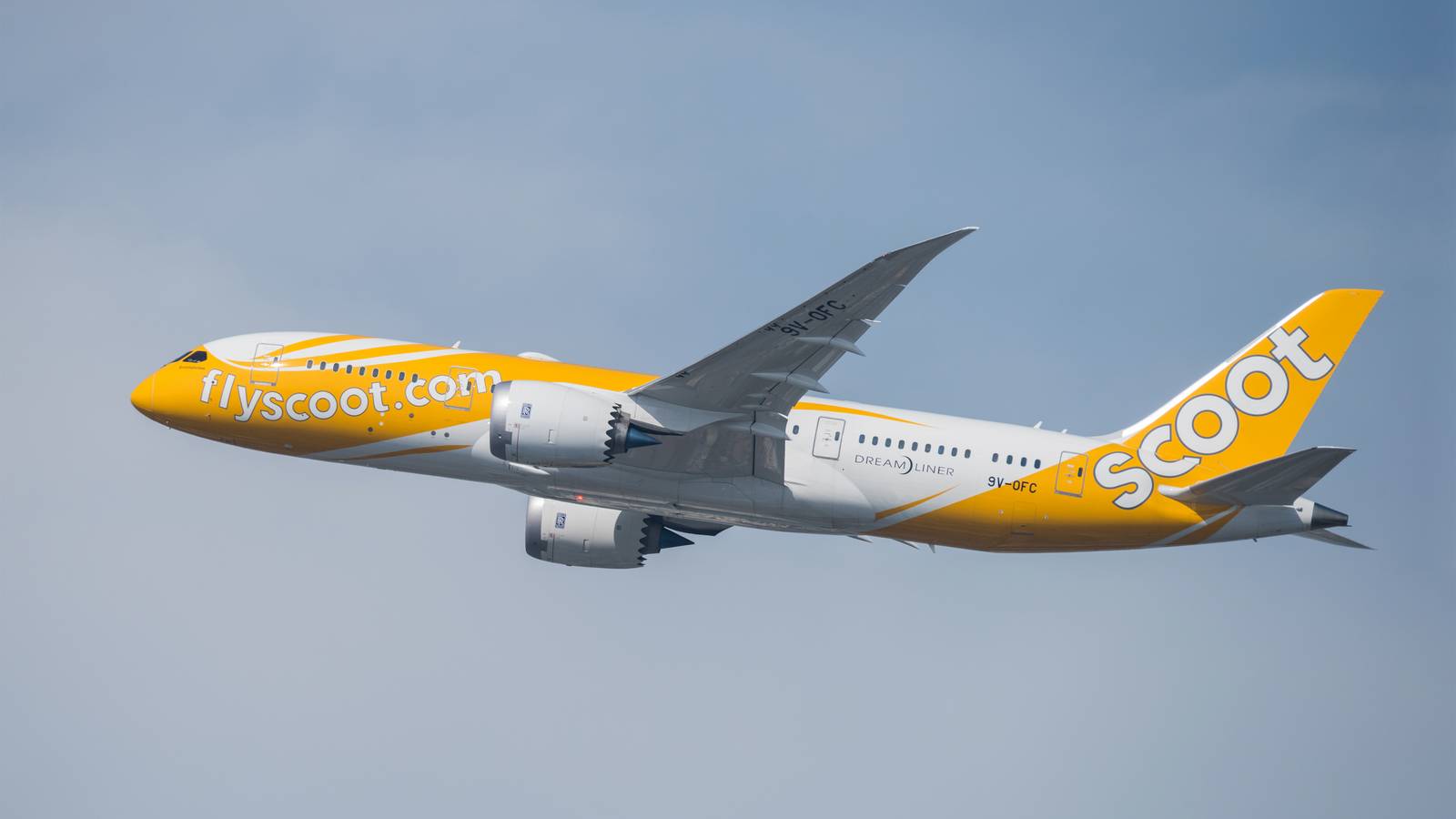 Scoot Flight Departs Early And Leaves 35 Passengers Behind