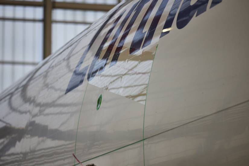 Lufthansa Cargo Is Now Flying A Boeing 777F With Shark Skin ...
