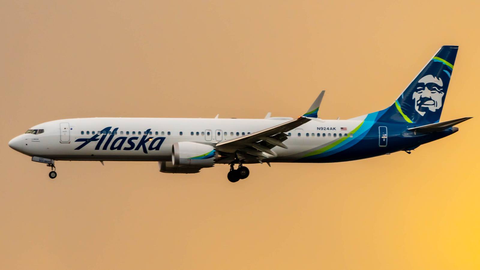 Alaska Airlines Celebrates 1 Year Of Its Flight Subscription Service