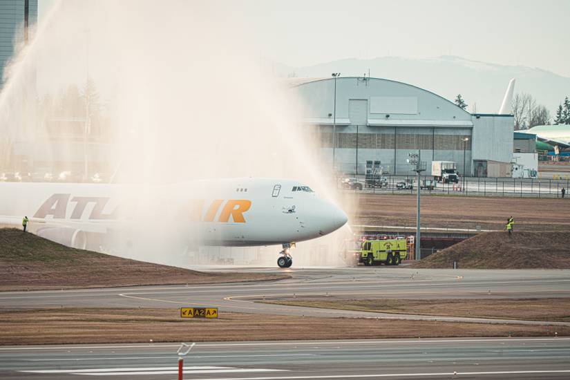 A Look At The Boeing 747-8's Rejected Takeoff Test