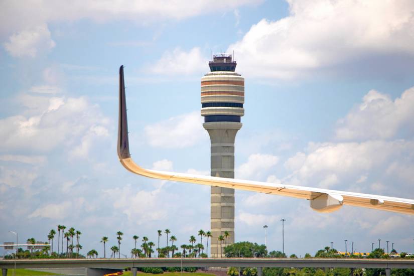 Top 5: The Tallest Air Traffic Control Towers in the United States