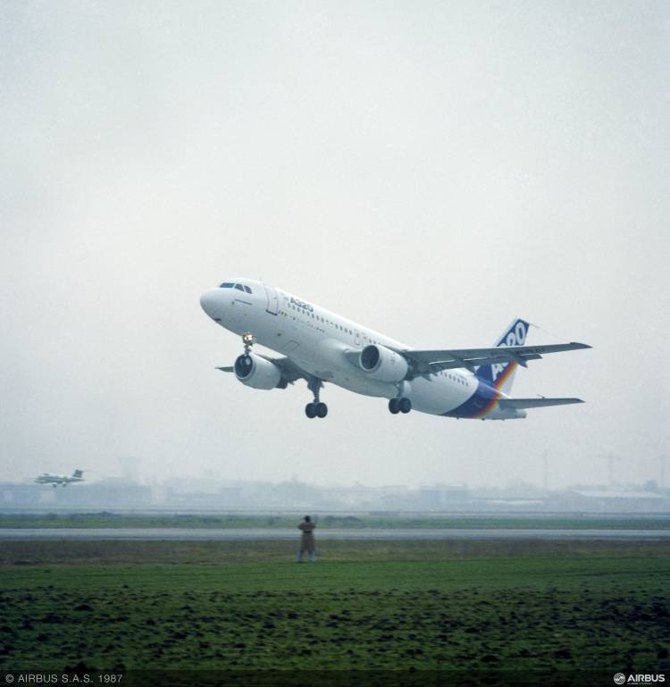 36 Years On: The Story Of The Airbus A320's First Flight