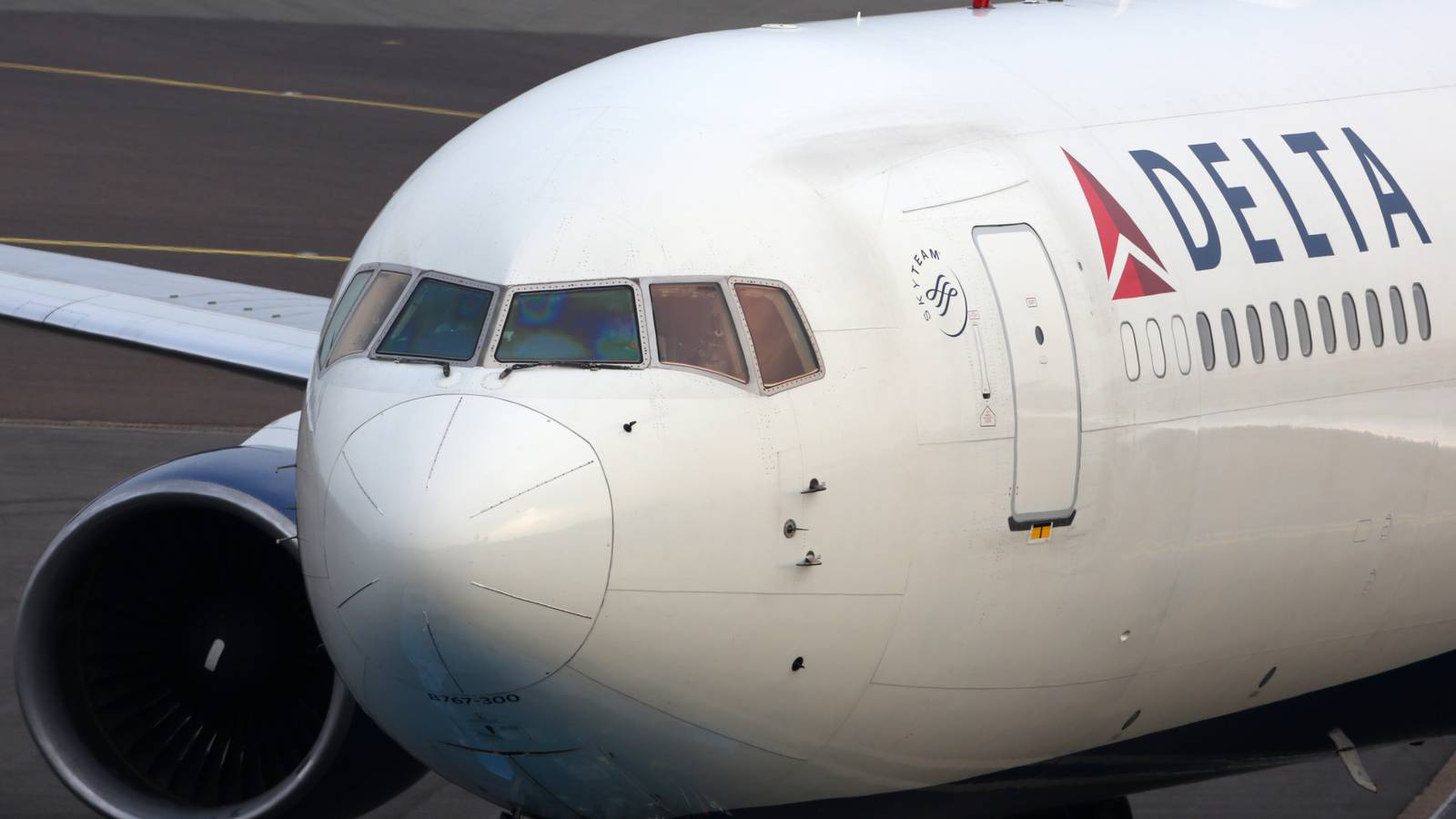 Delta Air Lines Celebrates Passenger Who Has Accumulated 14 Million Miles