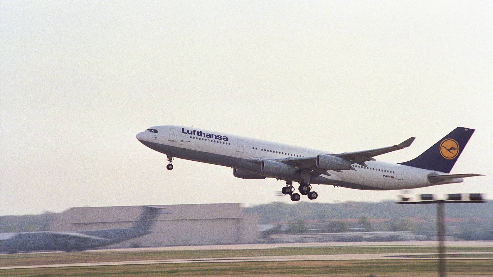 Three Decades Of Service: Which Operators Still Fly The Original Airbus ...