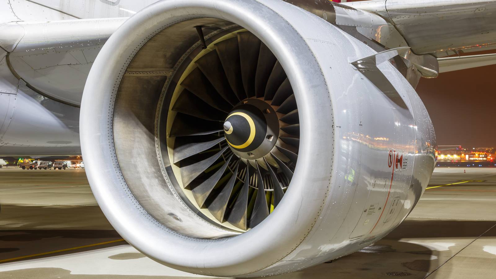 How Do Pilots Start Jet Engines On Aircraft?