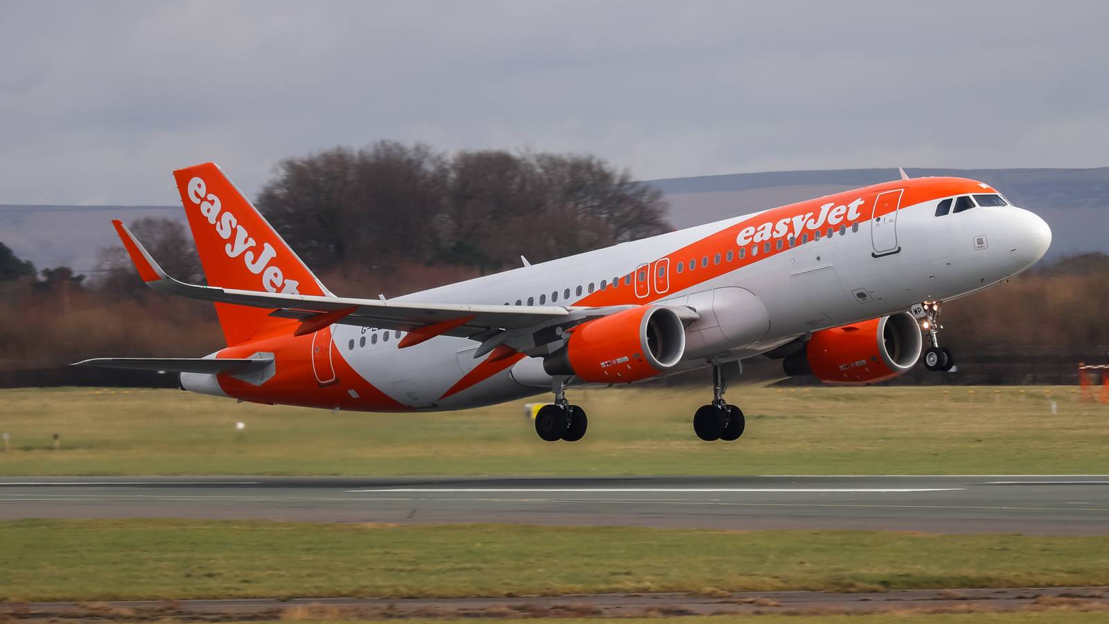 easyJet Increases UK Domestic Capacity With 140,000 Extra Seats Out Of ...