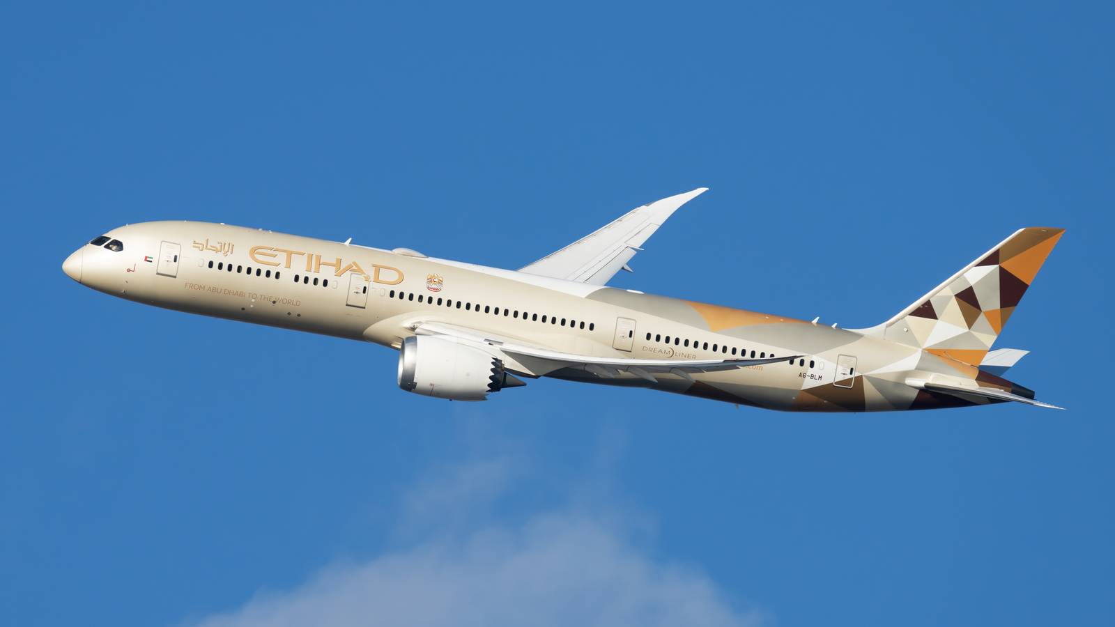 Etihad’s 787 Multi-Crew Pilot License Program Cadets Complete Base Training