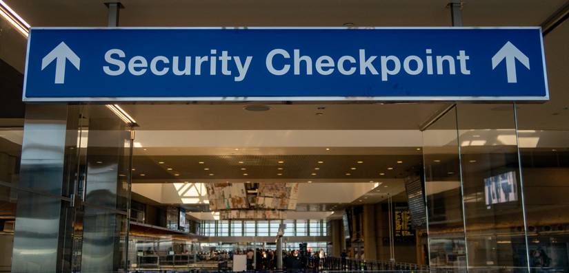 A Guide to Pilot Background Checks