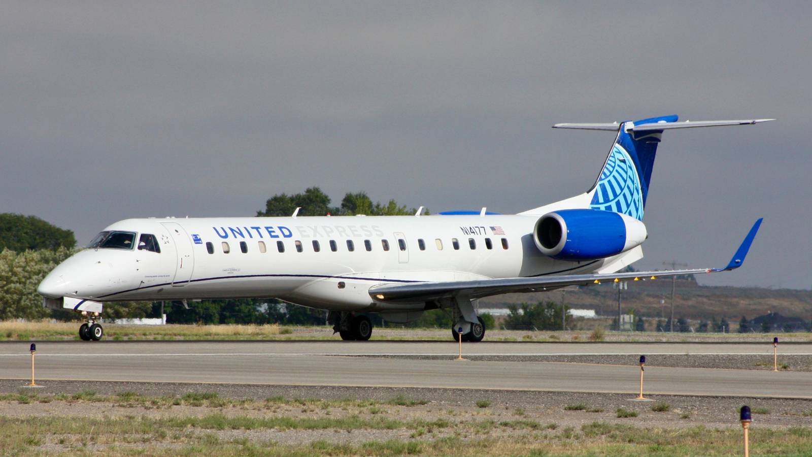 CommutAir Embraer E145 Significantly Damaged After Bird Strike To Both ...