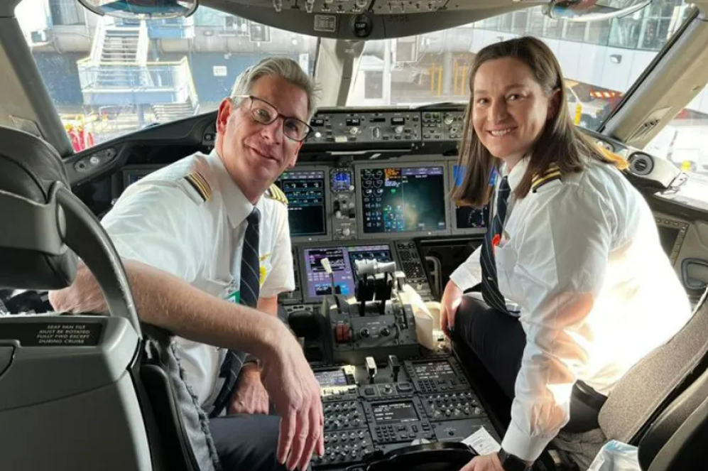 United Airlines Captain Chris Bales To Fly Final Flight With His ...