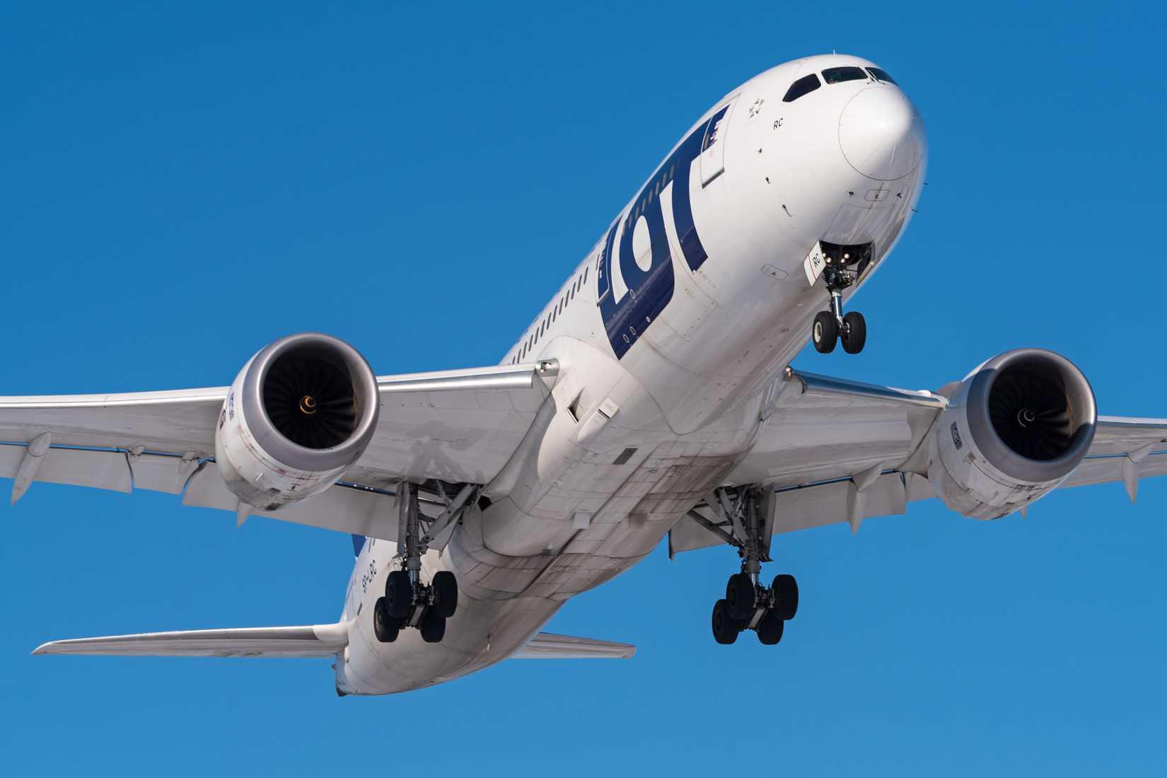 This Airline Is Now Toronto’s Top Carrier From Europe