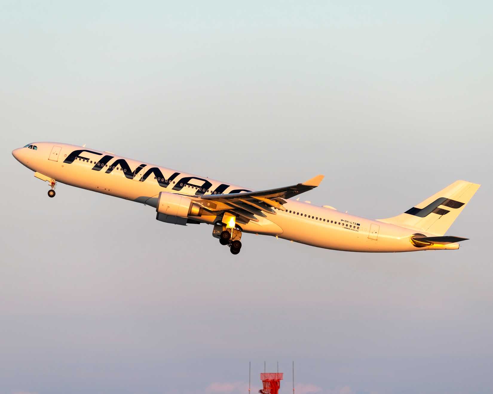 4 Routes: Examining Finnair's US Network This September