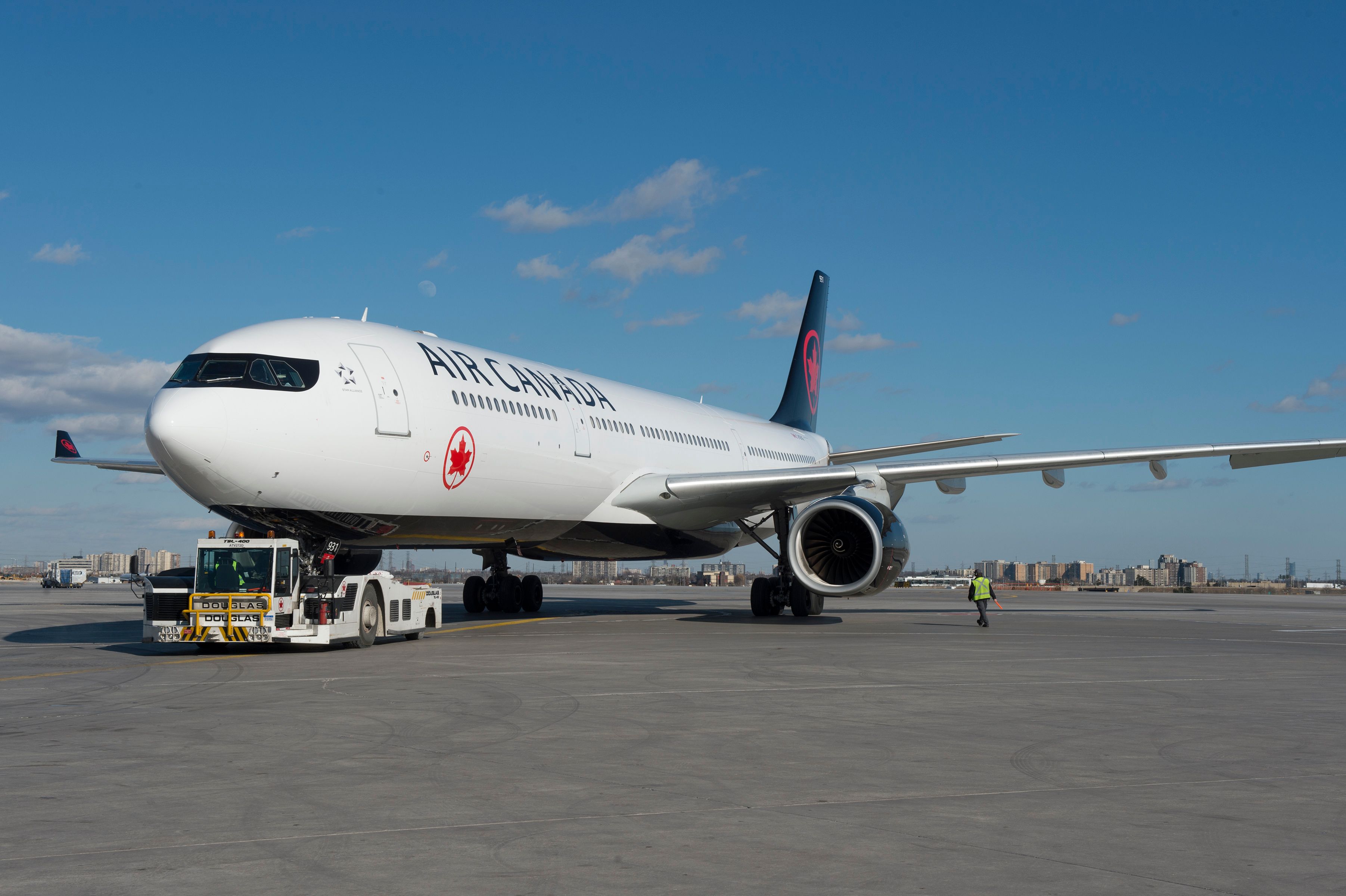 Airbus Shuttle: Air Canada Operates Inaugural Montreal-Toulouse Service