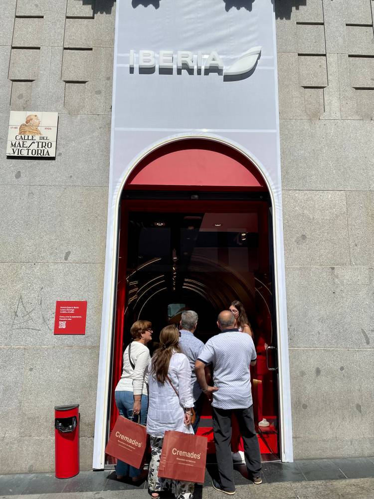 In Pictures: Experiencing Iberia’s Inflight Service In The Center Of Madrid