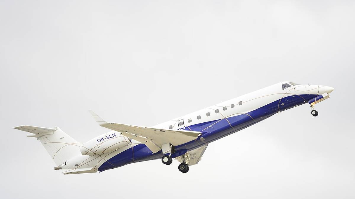 How Do Private Jets Fare When Faced With Turbulence?