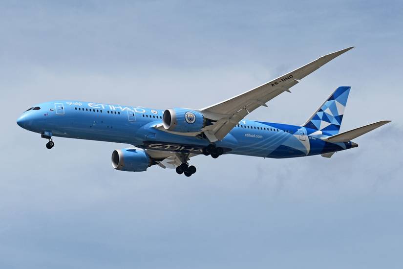 Etihad Boeing 787 With Special Manchester City Livery Takes UCL Winners ...