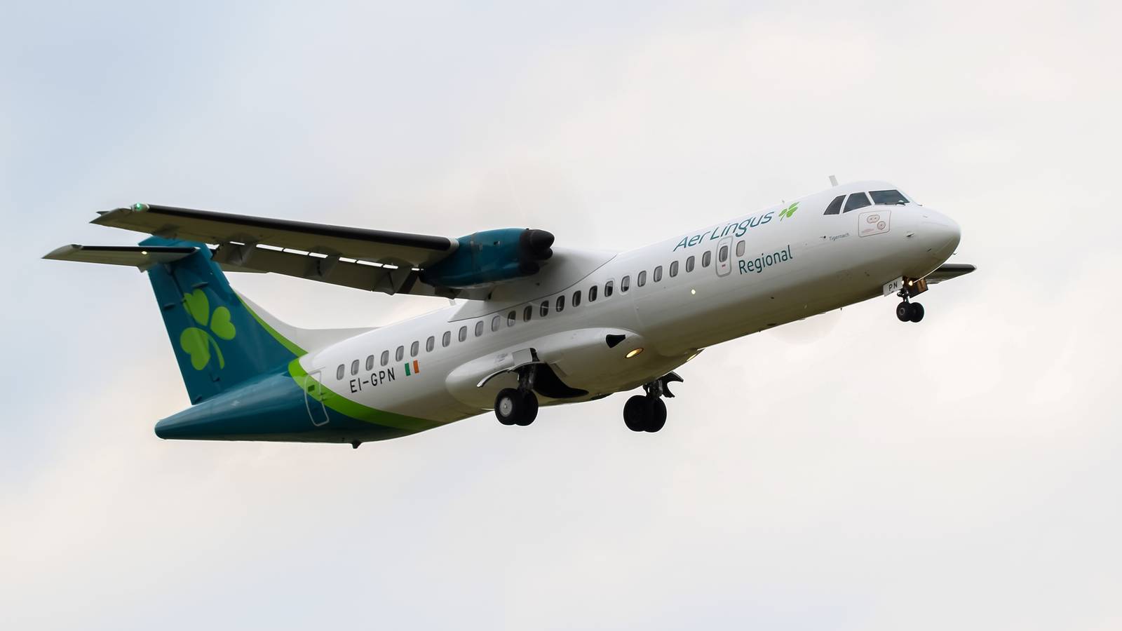 Emerald Airlines Pilots Begin Work To Rule Industrial Action