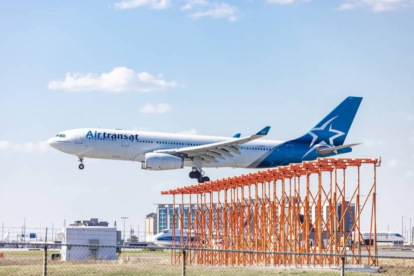 Aircraft Navigation Systems Explained: From VOR To GPS