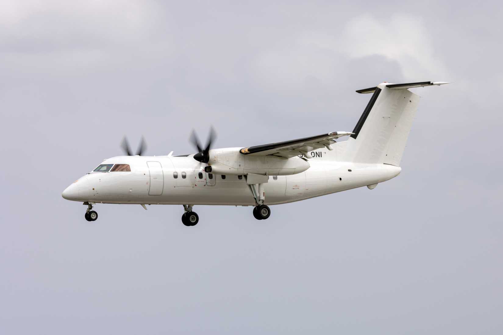 De Havilland Canada Launches Dash 8-400 Aircraft OEM Certified ...