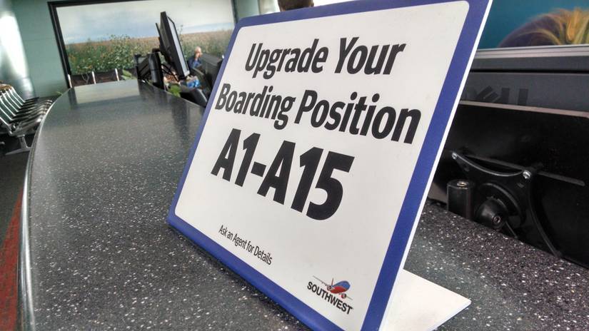 Flight Review: Alaska Airlines 737-700 Main Cabin vs. Delta Air Lines ...