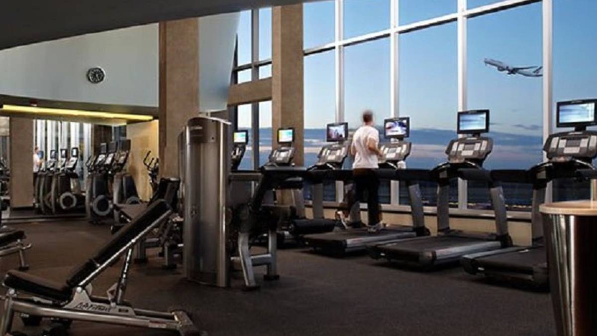 Keeping Fit During Layovers: Which Airports Have Gyms?