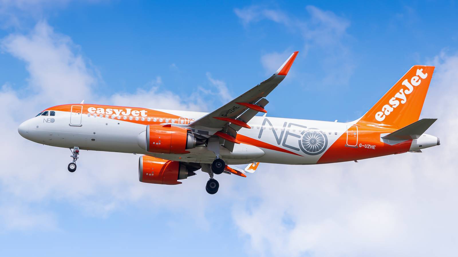 easyJet Opens New Flight School For Children
