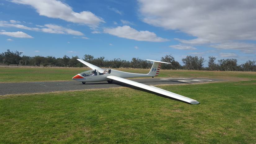 How Fast Can Gliders Fly?