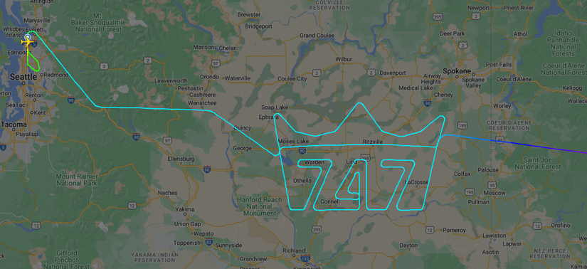 The Most Impressive Pictures Drawn Using Flight Paths