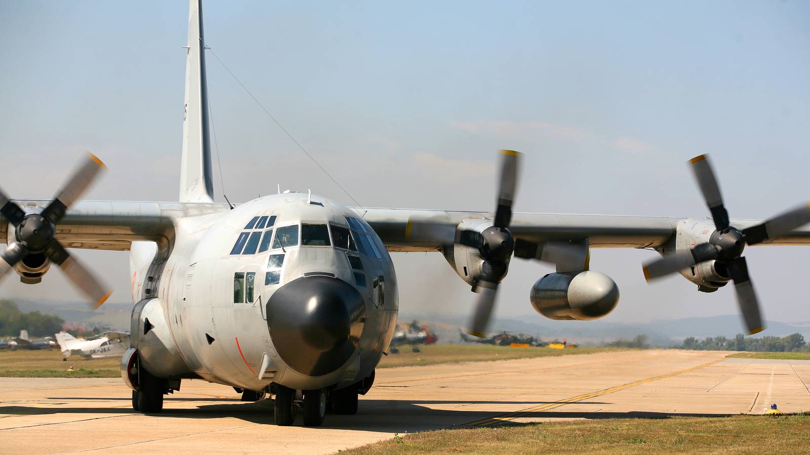 Do Military Transport Aircraft Have Defensive Systems?