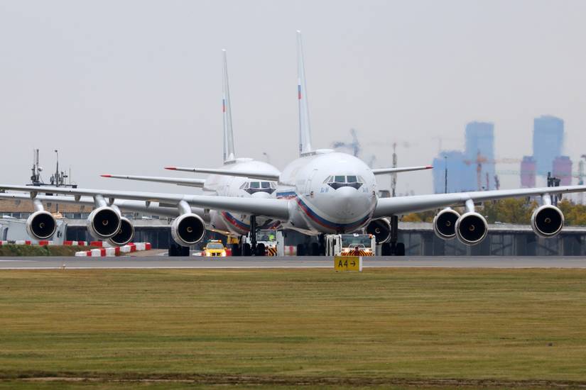 Everything You Need To Know About Vladimir Putin's Ilyushin Il-96 ...