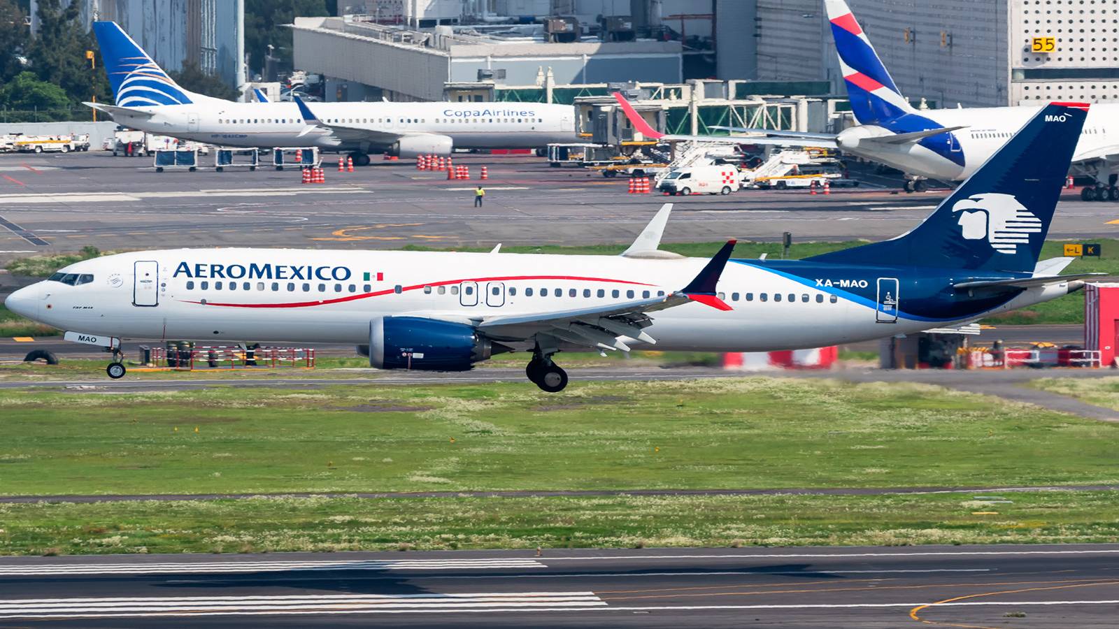 Mexican Government Limits The Number Of Hourly Flights At Mexico City ...