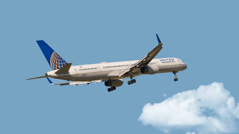 Dublin Bound United Airlines Boeing 757 Returns To Newark Amid Engine ...